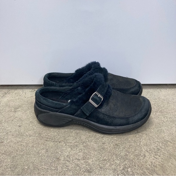 Merrell | Shoes | Merrell Encore Buckle Puff Black Suede Faux Fur Lines ...
